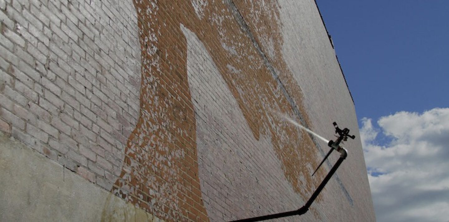 Rain activated Art - IGNANT
