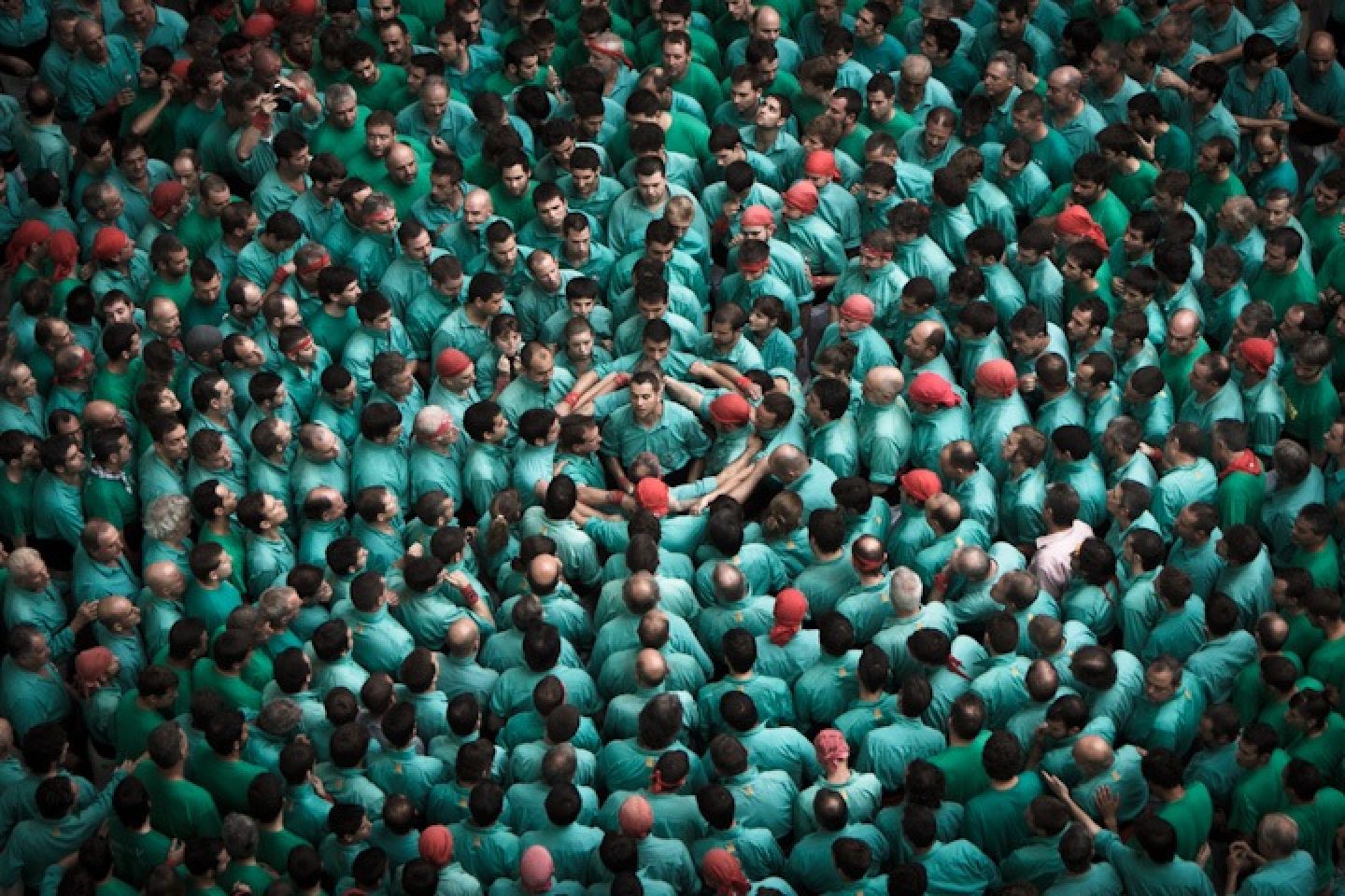 The Human Towers - IGNANT