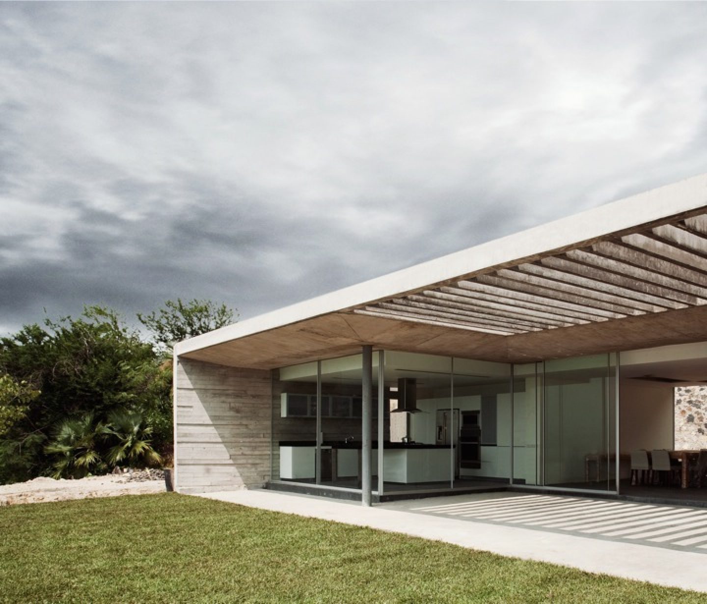 Widescreen House - IGNANT