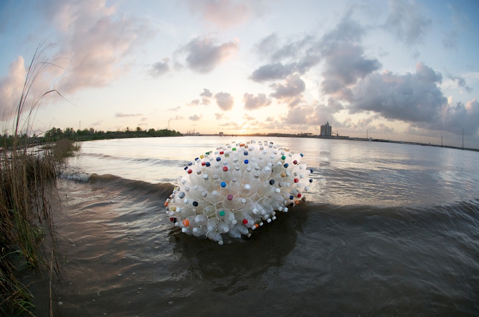 Human Debris - IGNANT