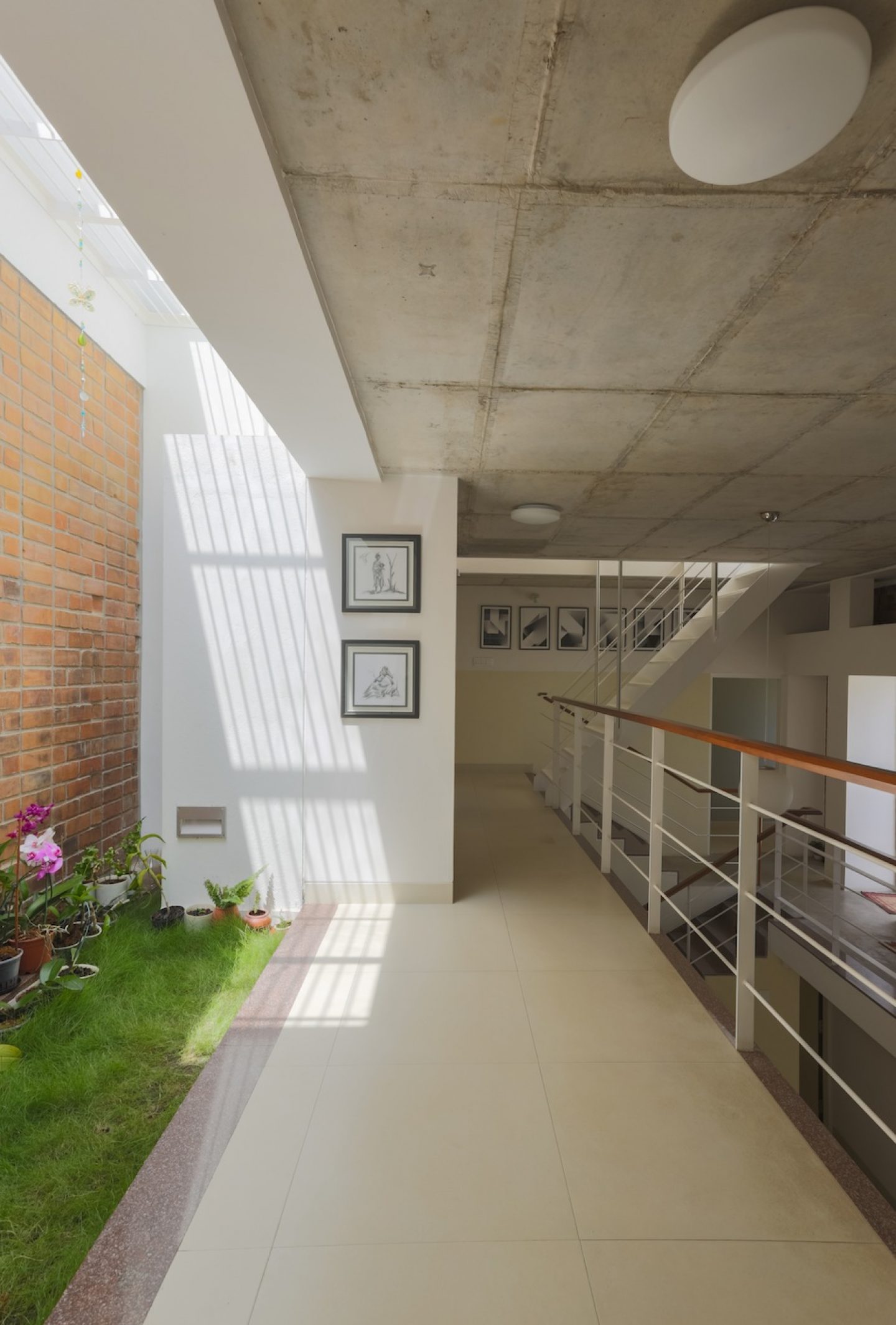 Lateral House by Gaurav Roy Choudhury - IGNANT