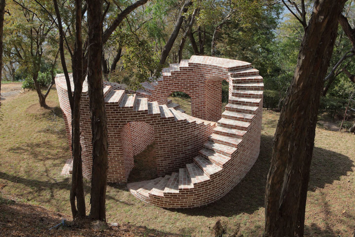 Objects by Michel de Broin - IGNANT