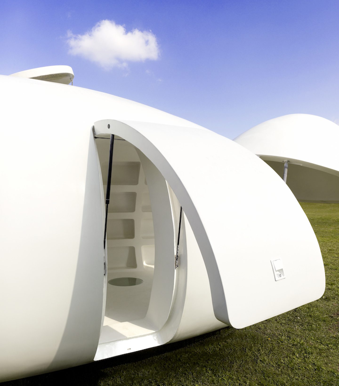 Blob VB3 mobile home - IGNANT