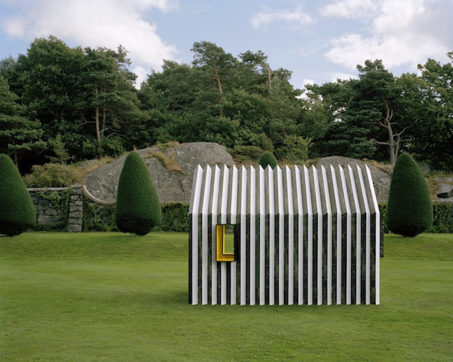 Chameleon Cabin is entirely made of paper - IGNANT