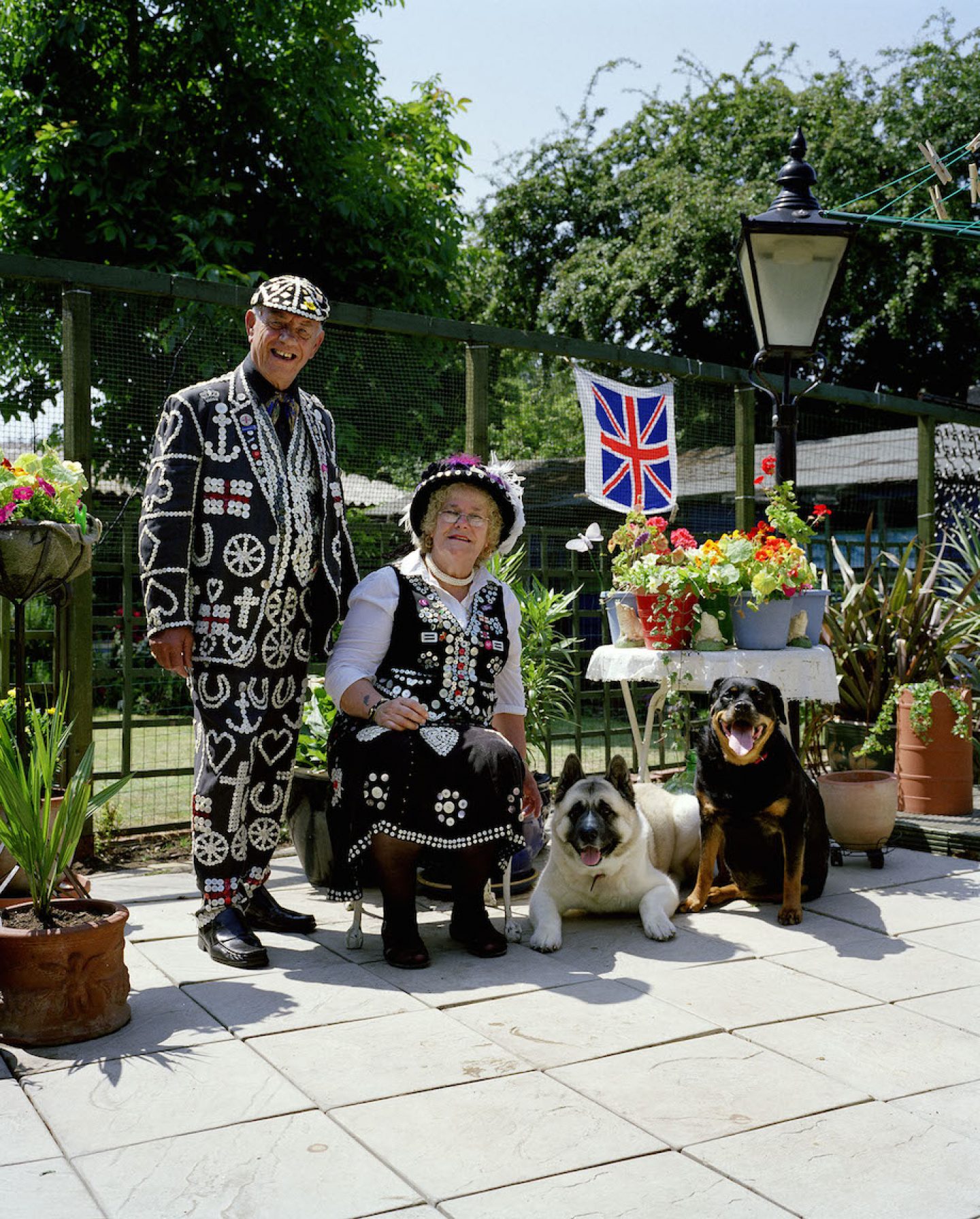 'In Dogs We Trust' Captures Dog Owners And Their Pets - IGNANT