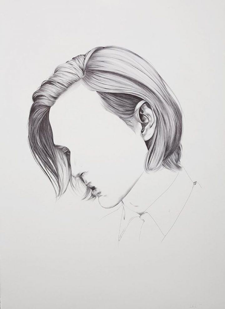 Henrietta Harris Shows Her First Solo Show 'The Hum' - IGNANT