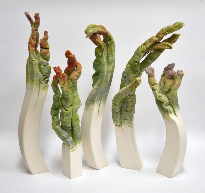 Alberto Bustos Creates Delicate Grass Sculptures Made of Ceramic - IGNANT