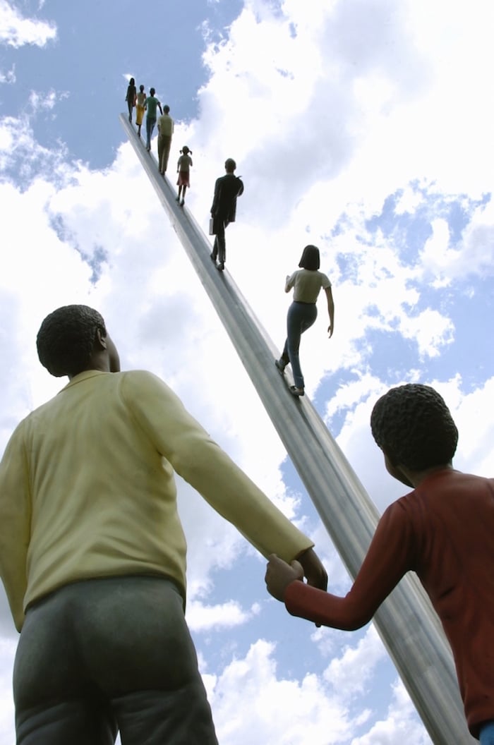 Walking To The Sky By Jonathan Borofsky - IGNANT