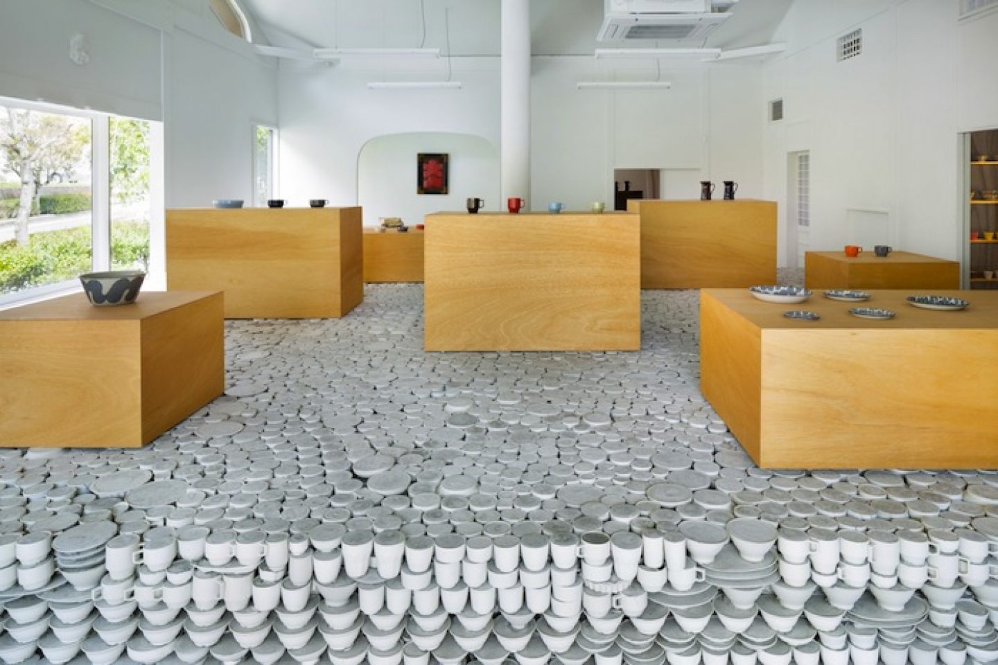 Yusuke Seki Designs A Shop With 25,000 Pieces Of Tableware - IGNANT