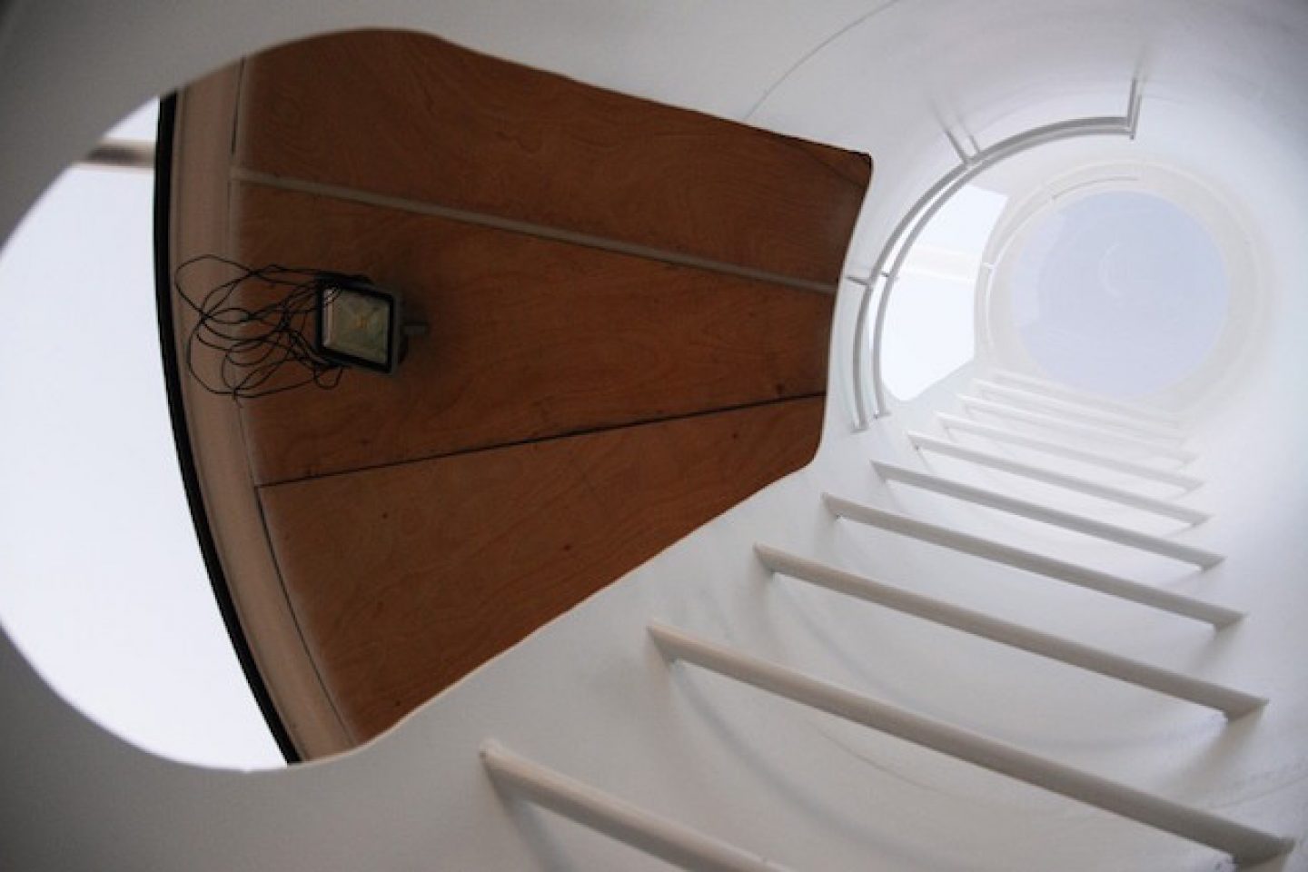 The Skysphere, A Futuristic Tree House That Is Controlled Via ...