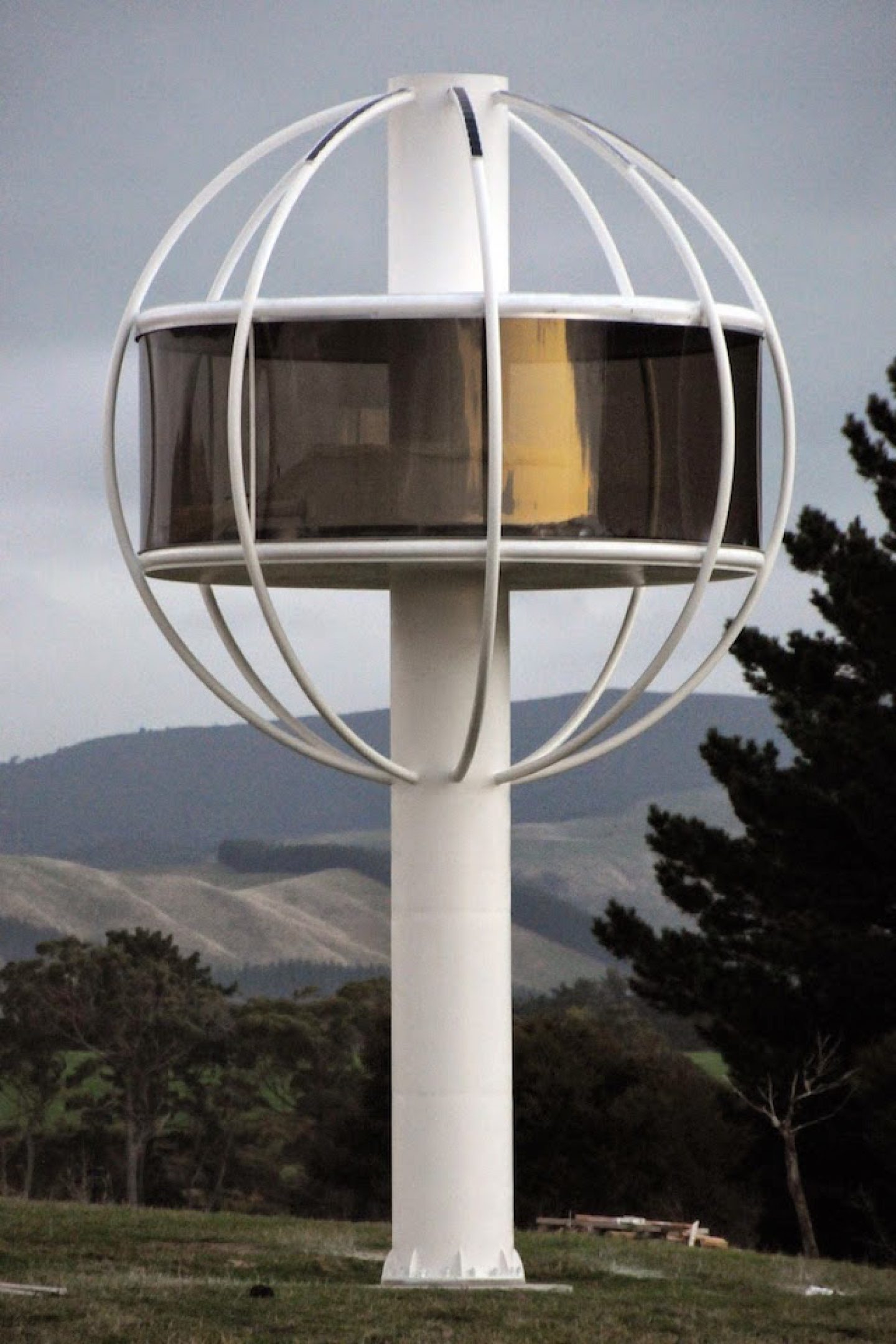 The Skysphere, A Futuristic Tree House That Is Controlled Via ...