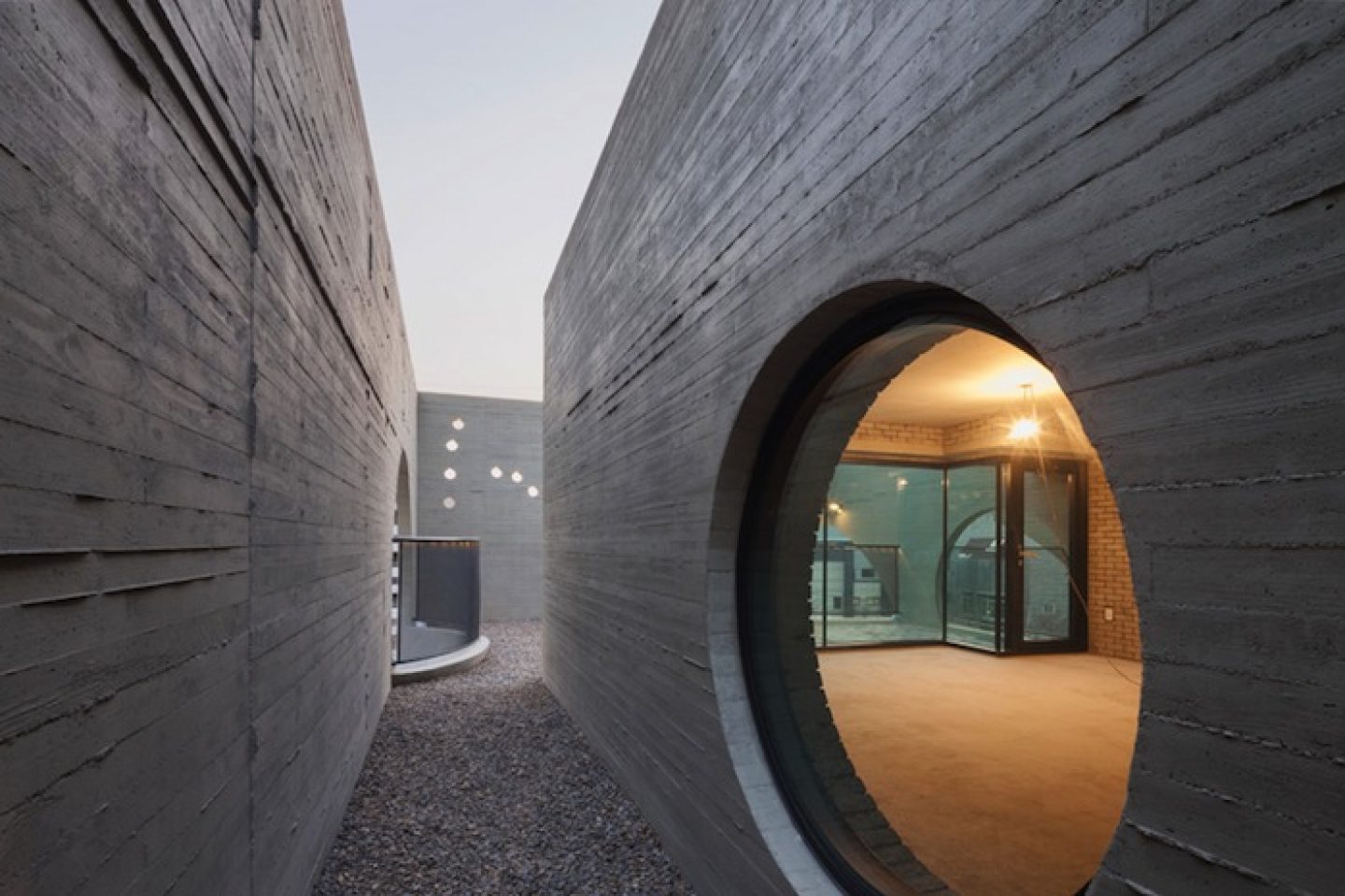 A Quirky Moon-Shaped Building By Moon Hoon Architects - IGNANT