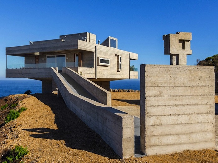 A Modern Concrete Beach House By Gubbins Arquitectos - IGNANT