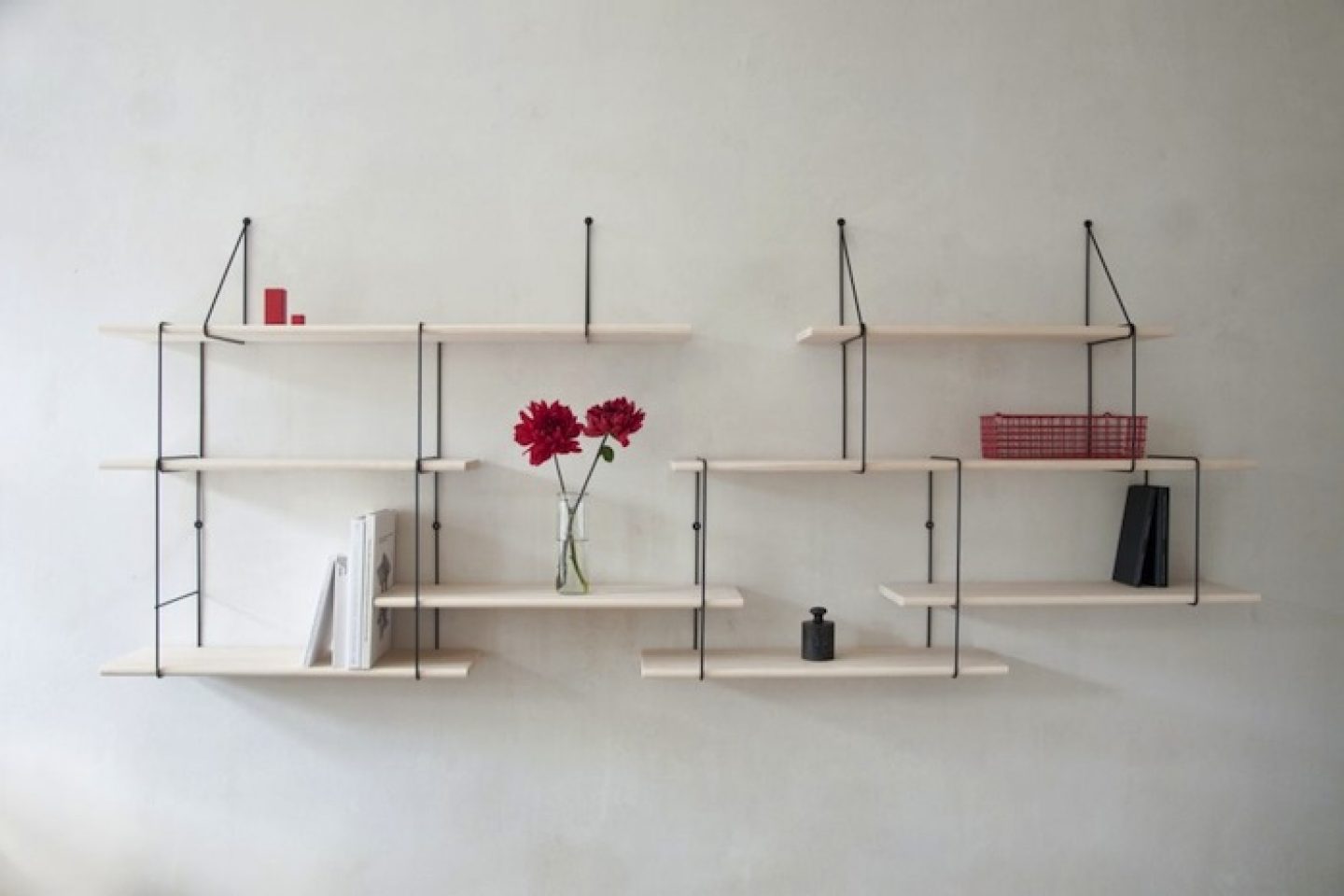 A Minimal Shelf That Can Be Combined In Different Ways - IGNANT