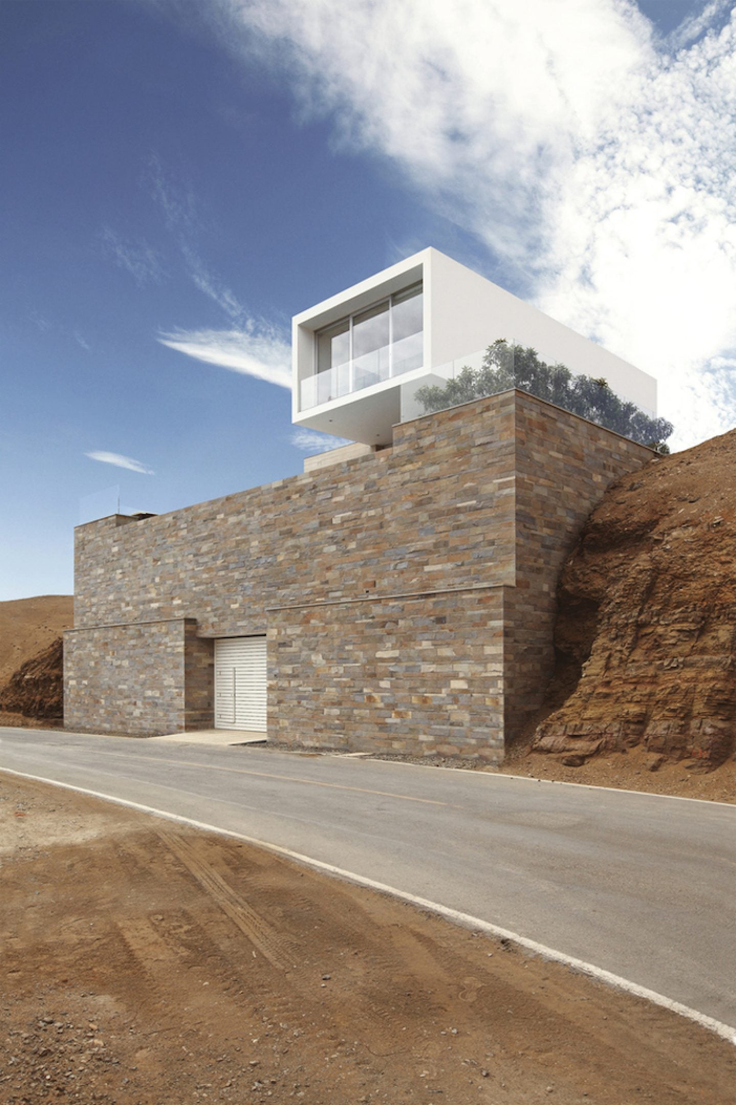 A Concrete Home On A Cliff In Peru By Domenack Arquitectos - IGNANT