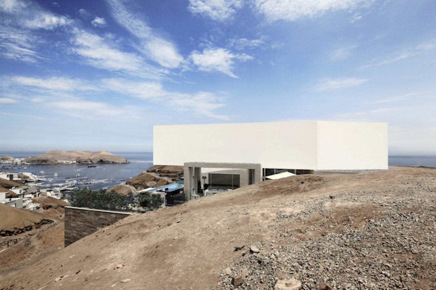 A Concrete Home On A Cliff In Peru By Domenack Arquitectos - IGNANT