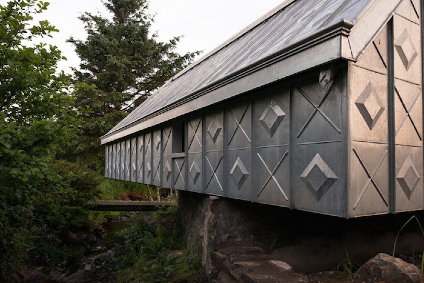 A Spiky Artist Studio At The Scottish Seaside By Studio Weave - IGNANT
