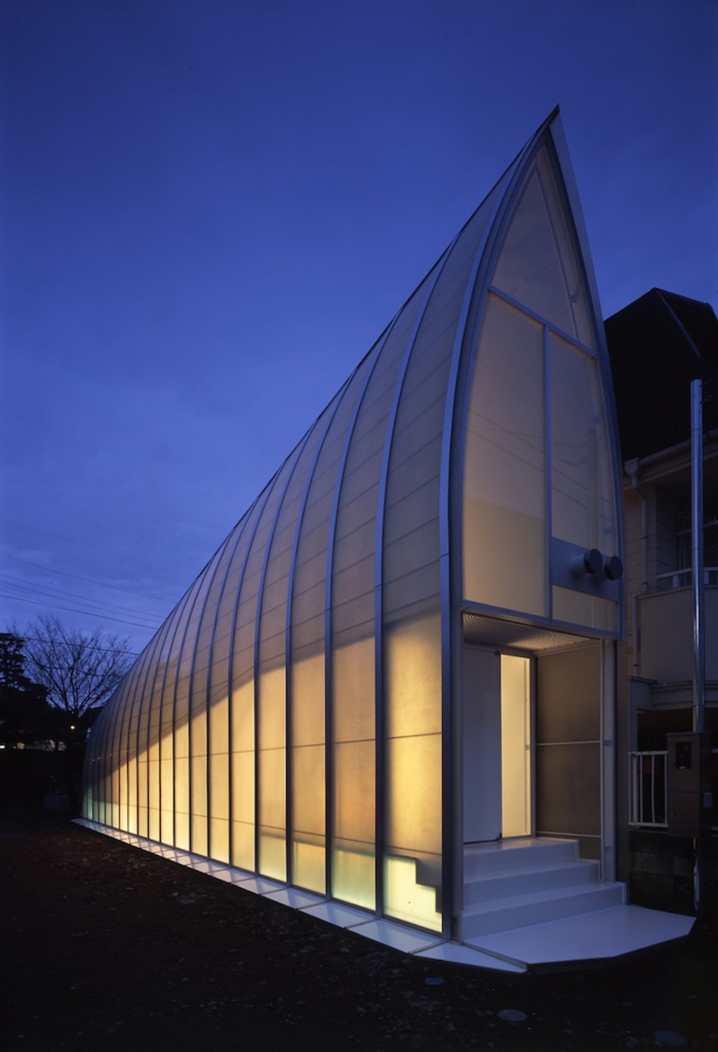 A Futuristic Translucent House By Atelier Tekuto - IGNANT