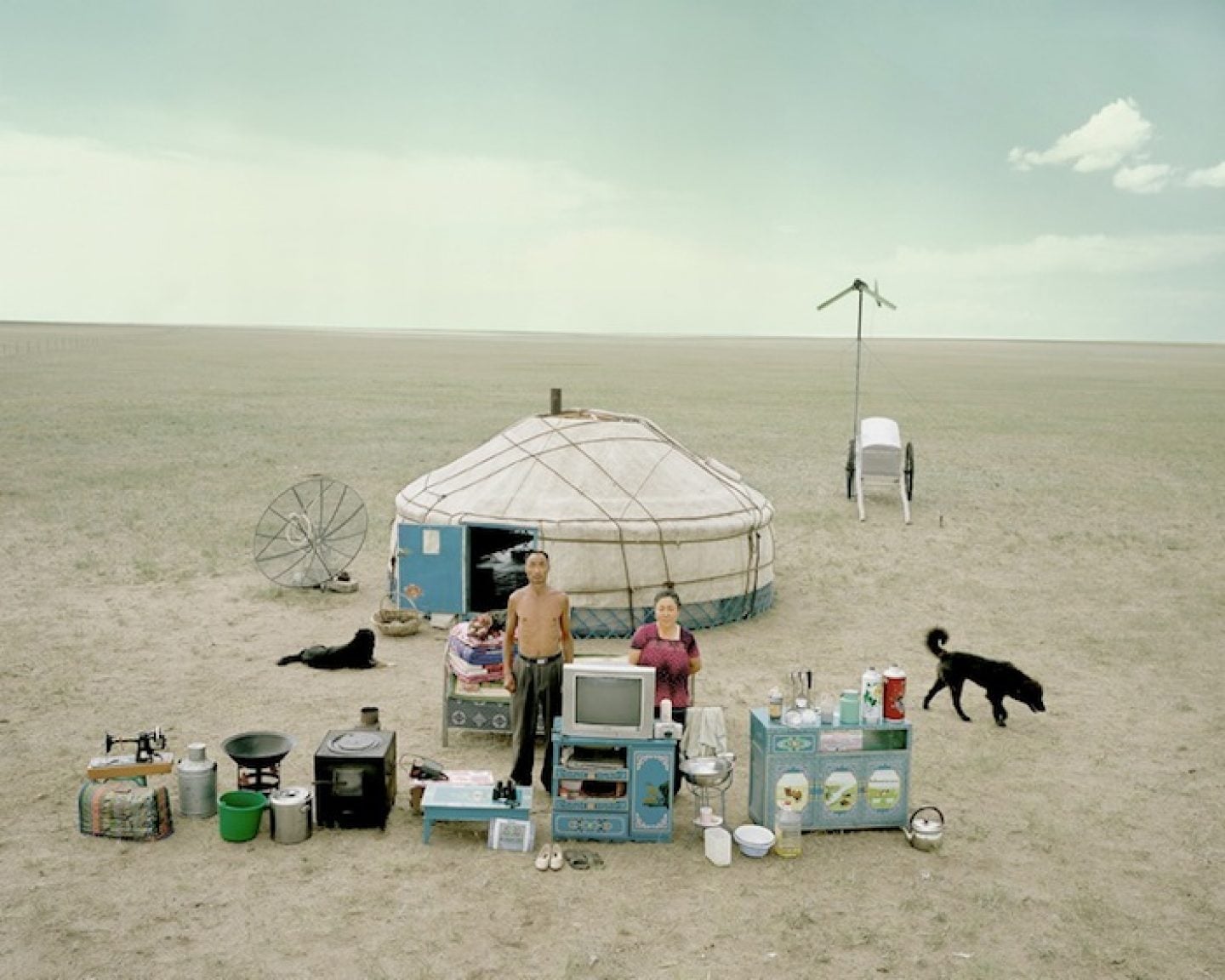 Huang Qingjun Captures Chinese Families With Everything They Own - IGNANT