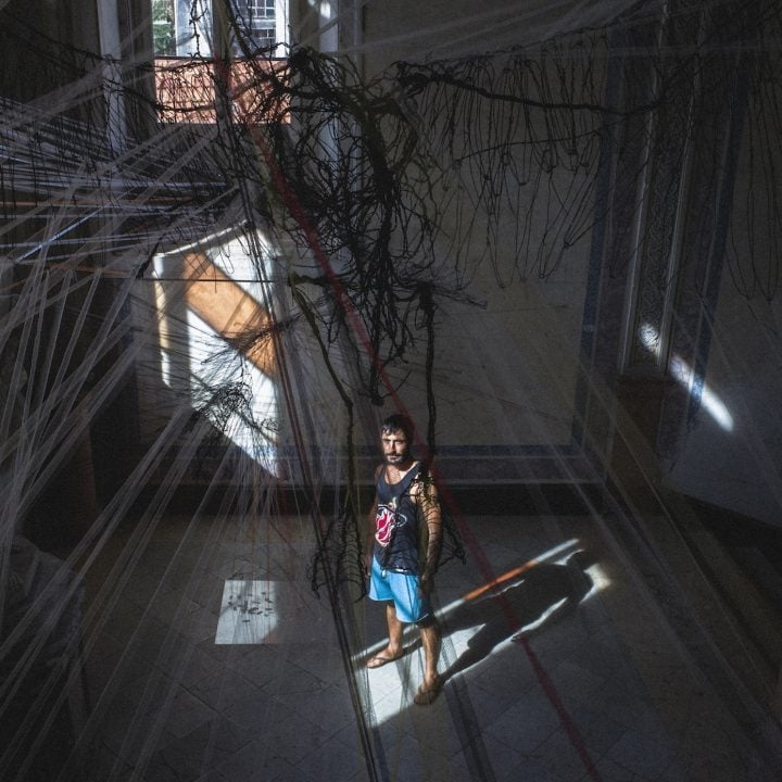 Intricate Wire Sculptures By David Oliveira - IGNANT