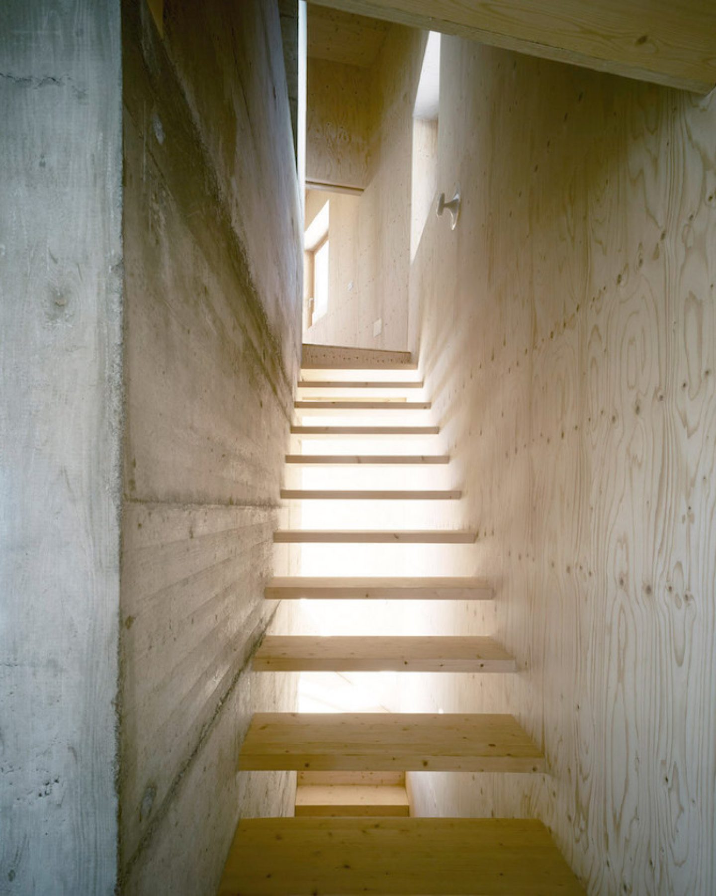 A Holiday House With Panoramic Views By AFGH Architects - IGNANT