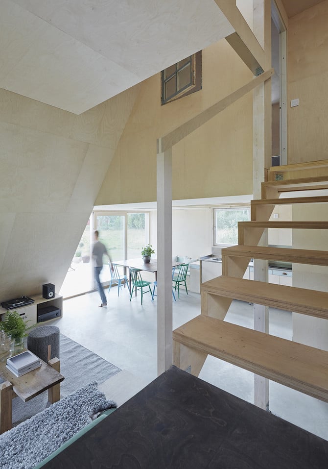 A Triangular Summer House By Architect Leo Qvarsebo - IGNANT