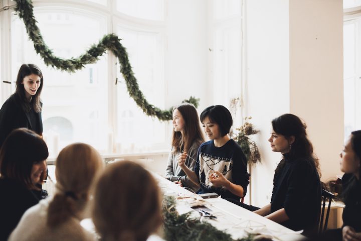 Recap: Sunday Pleasure Workshop With Mary Lennox Flowers - IGNANT