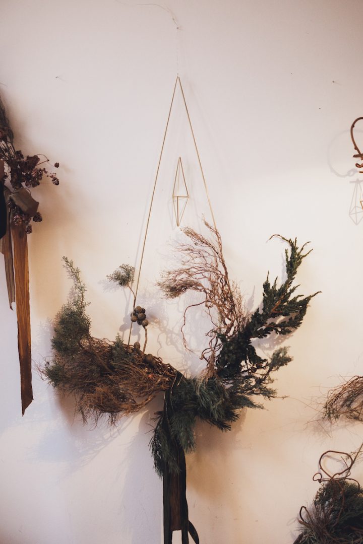 Recap: Sunday Pleasure Workshop With Mary Lennox Flowers - IGNANT