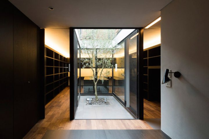 A Box-Shaped House In Tokyo By Apollo Architects - IGNANT