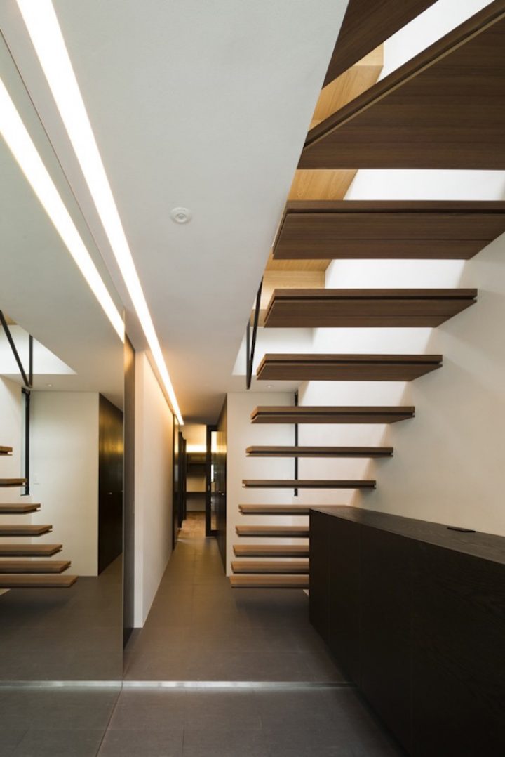 A Box-Shaped House In Tokyo By Apollo Architects - IGNANT