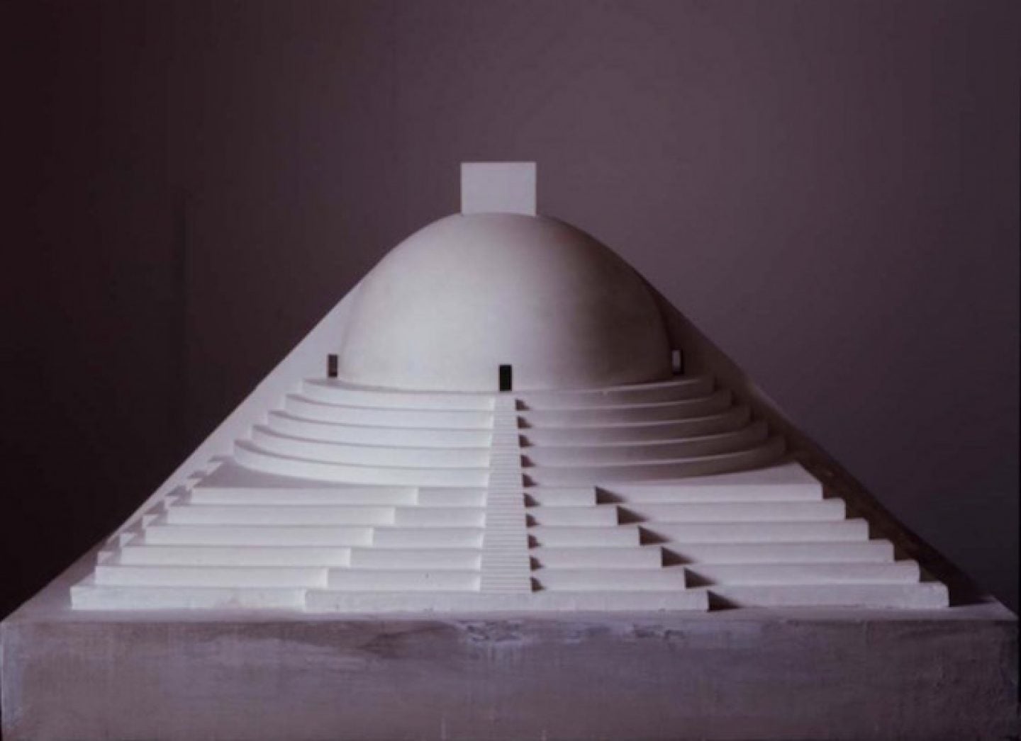 James Turrell’s Autonomous Structures Challenge Perceptions of Light ...