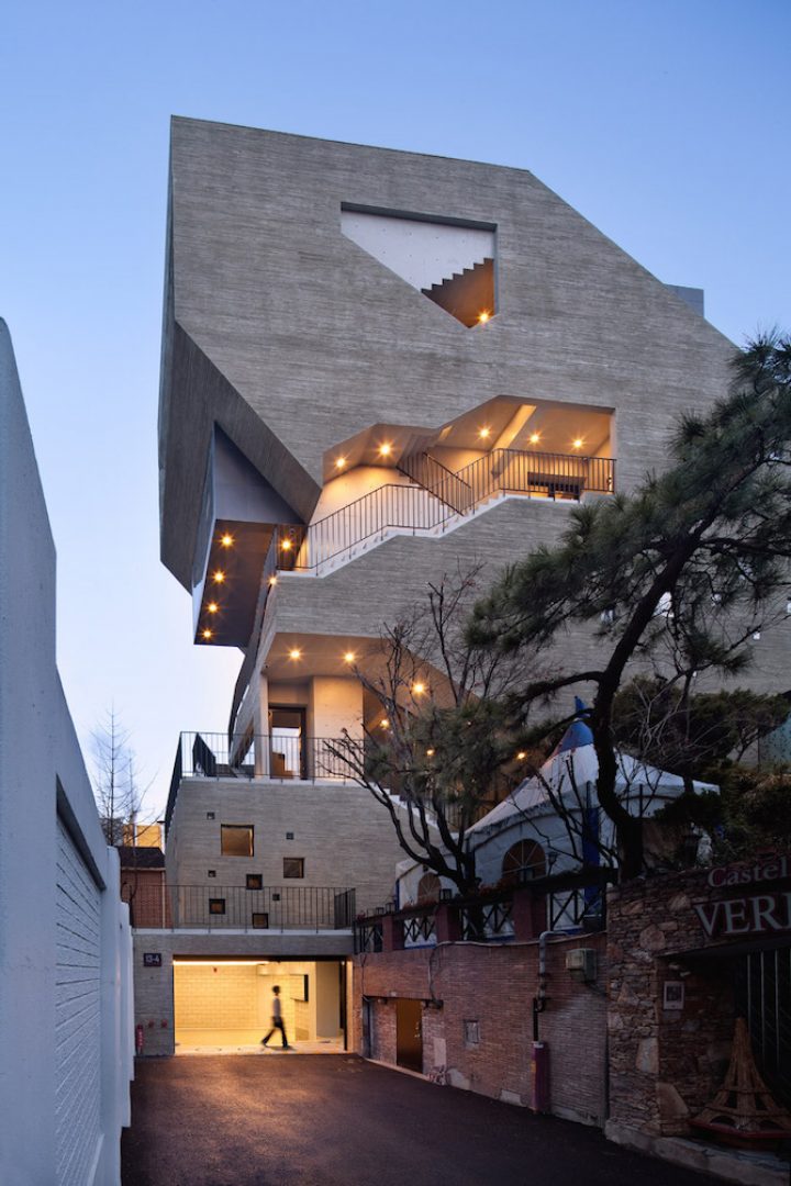 A Lopsided Tower Block in Seoul - IGNANT