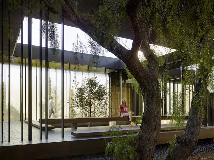 An Art-Inspired Meditation Center - IGNANT