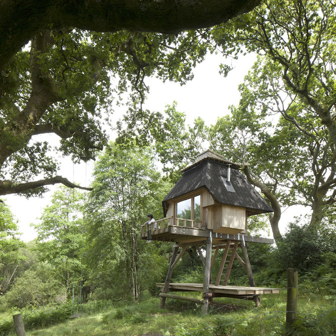 A Tiny Stilted Hut In The Woods By Nozomi Nakabayashi - IGNANT