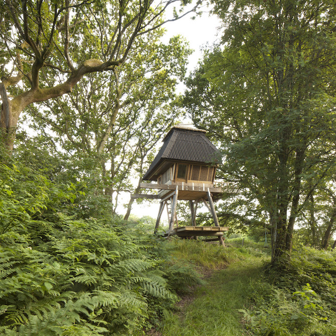 A Tiny Stilted Hut In The Woods By Nozomi Nakabayashi - IGNANT