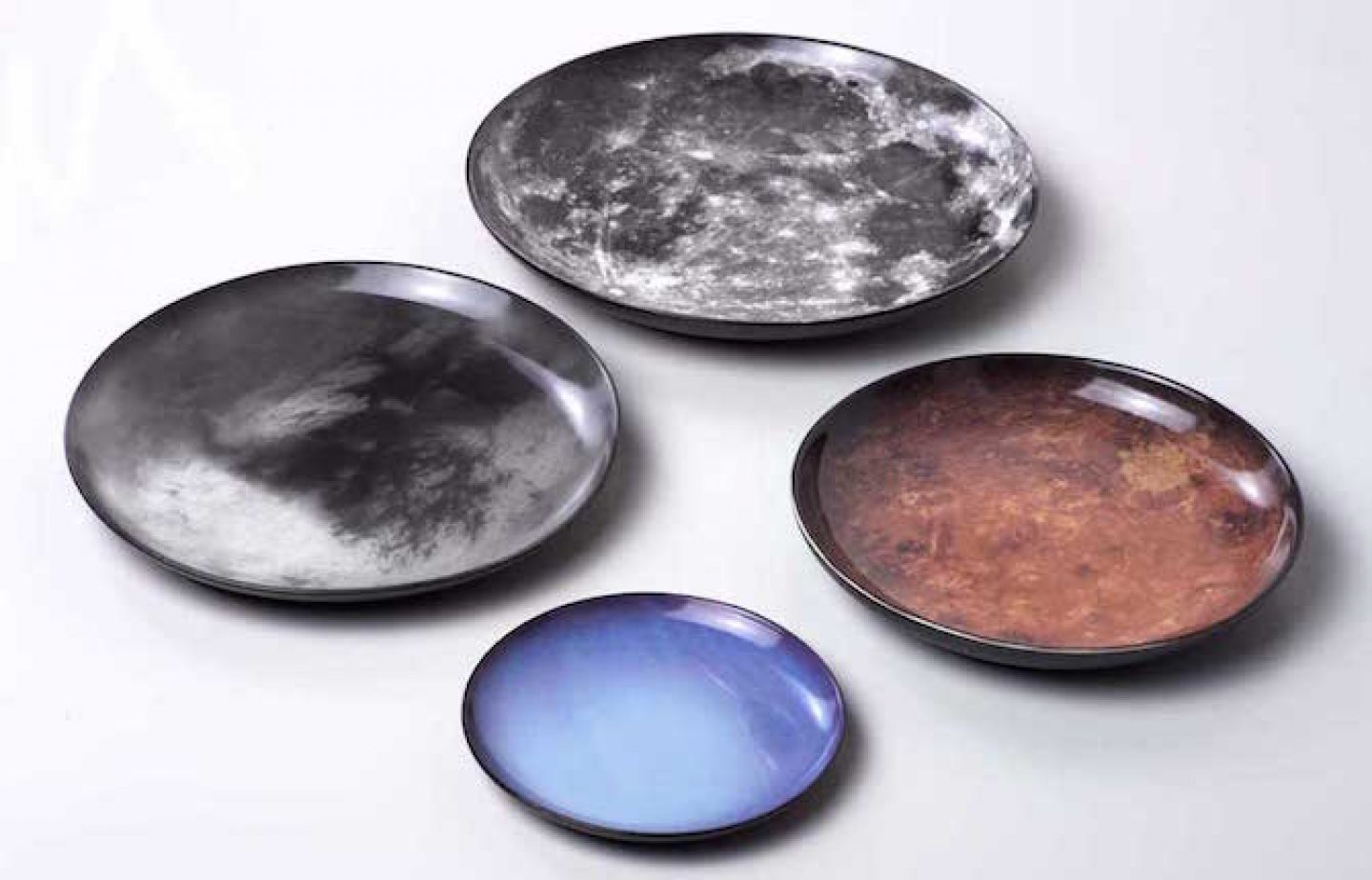A Cosmic Dinnerware Set By Diesel x Seletti - IGNANT