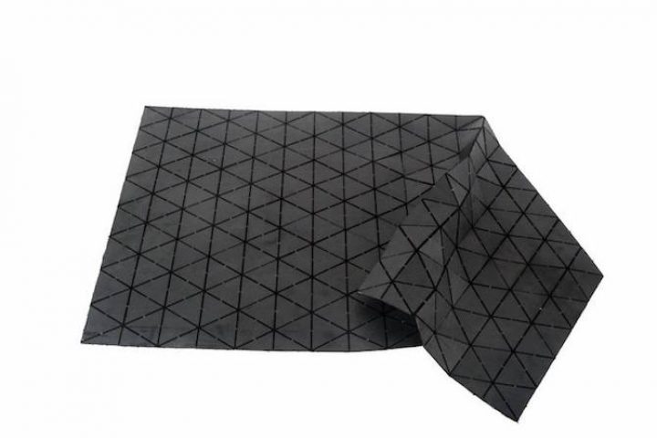 Dominik Raskin Crafted Flexible Stone Rugs Inspired By 3D Modelling ...