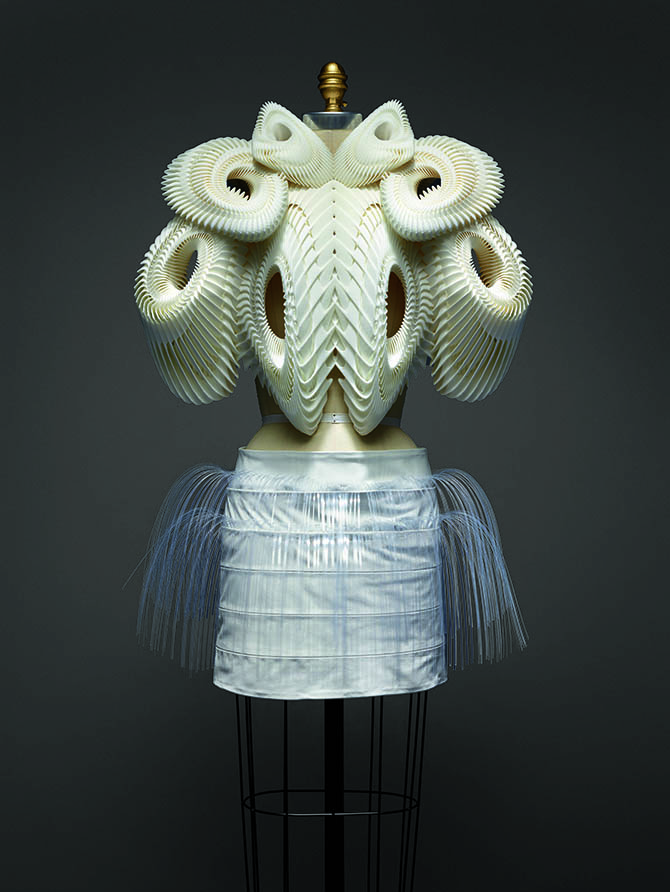 Fashion In The Age Of Technology - IGNANT