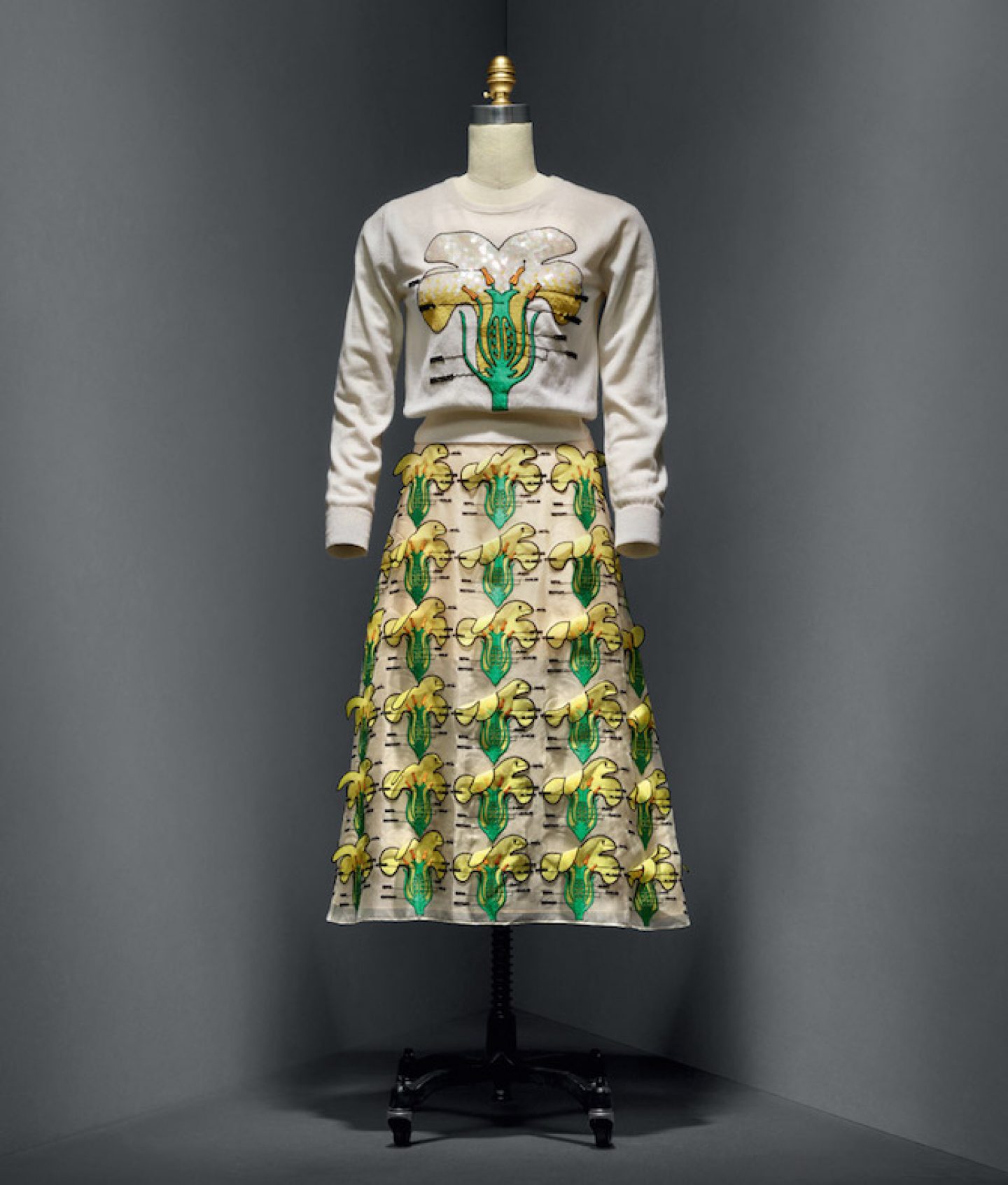 Fashion In The Age Of Technology - IGNANT