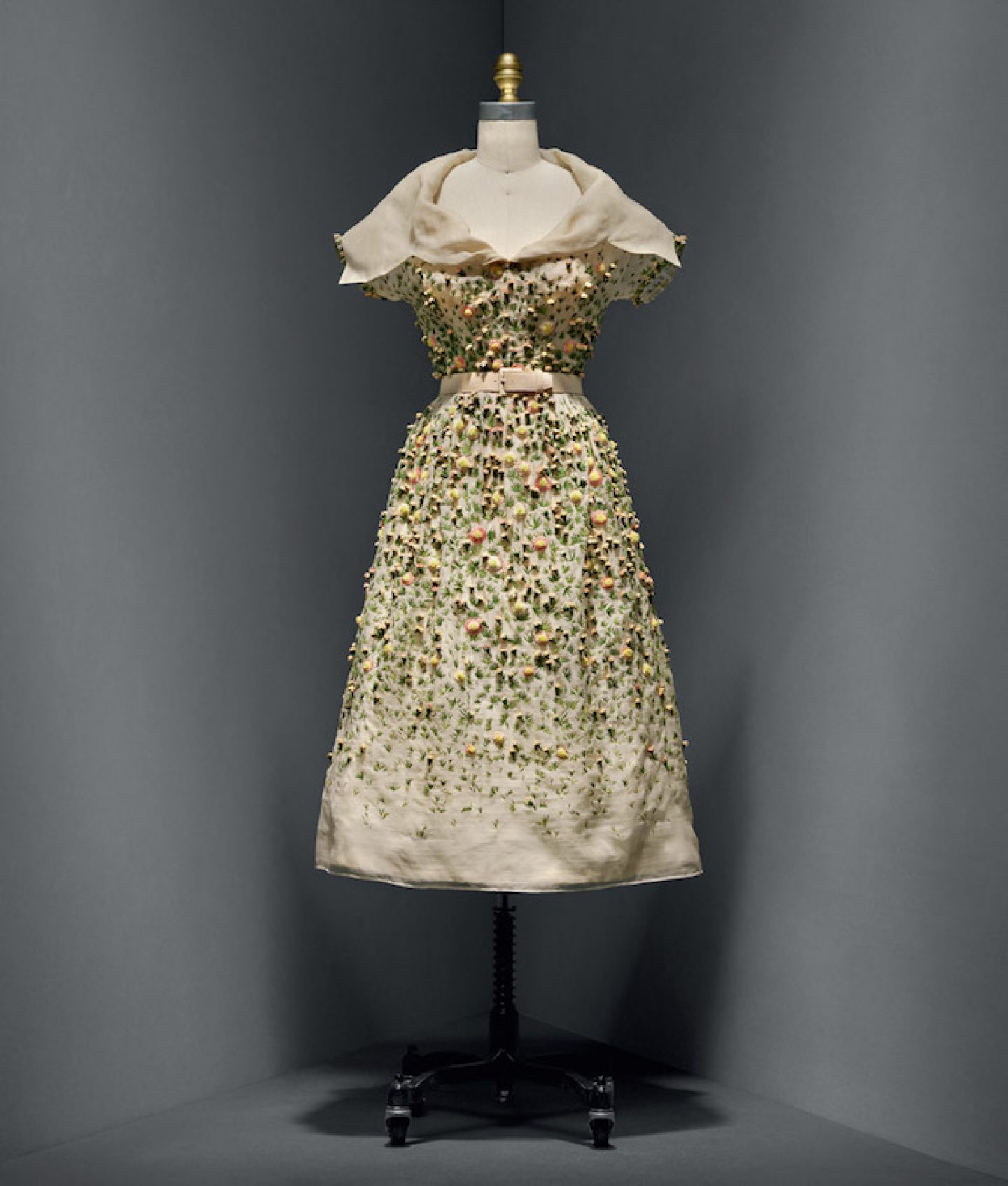 Fashion In The Age Of Technology - IGNANT