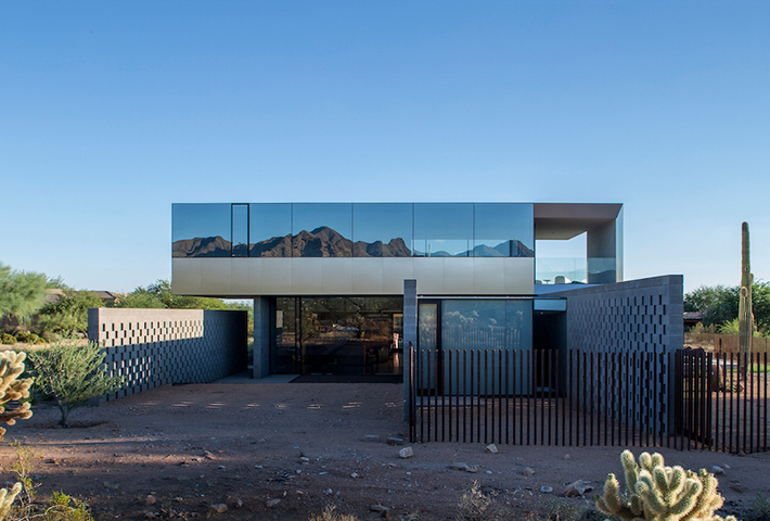 A Cuboid Home Reflecting The Desert - IGNANT