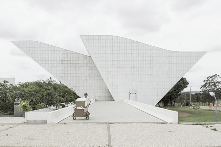 Eerie Surreal Photography By Bobby Becker - IGNANT