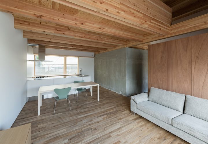 A Private Yet Communal Japanese Home - IGNANT