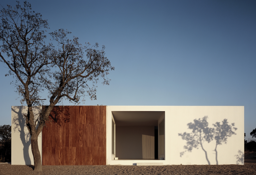 A Simple House In Portugal By Aires Mateus - IGNANT