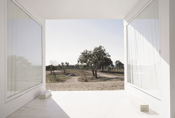 A Simple House In Portugal By Aires Mateus - IGNANT