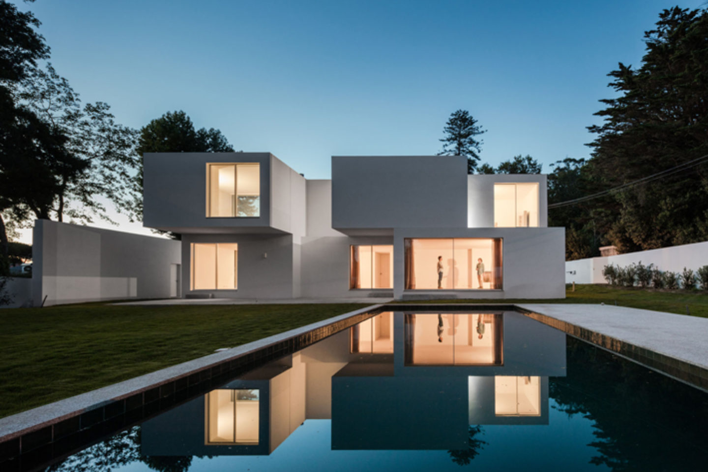 Luo Yang Captures A New Generation Of Chinese Women - IGNANT