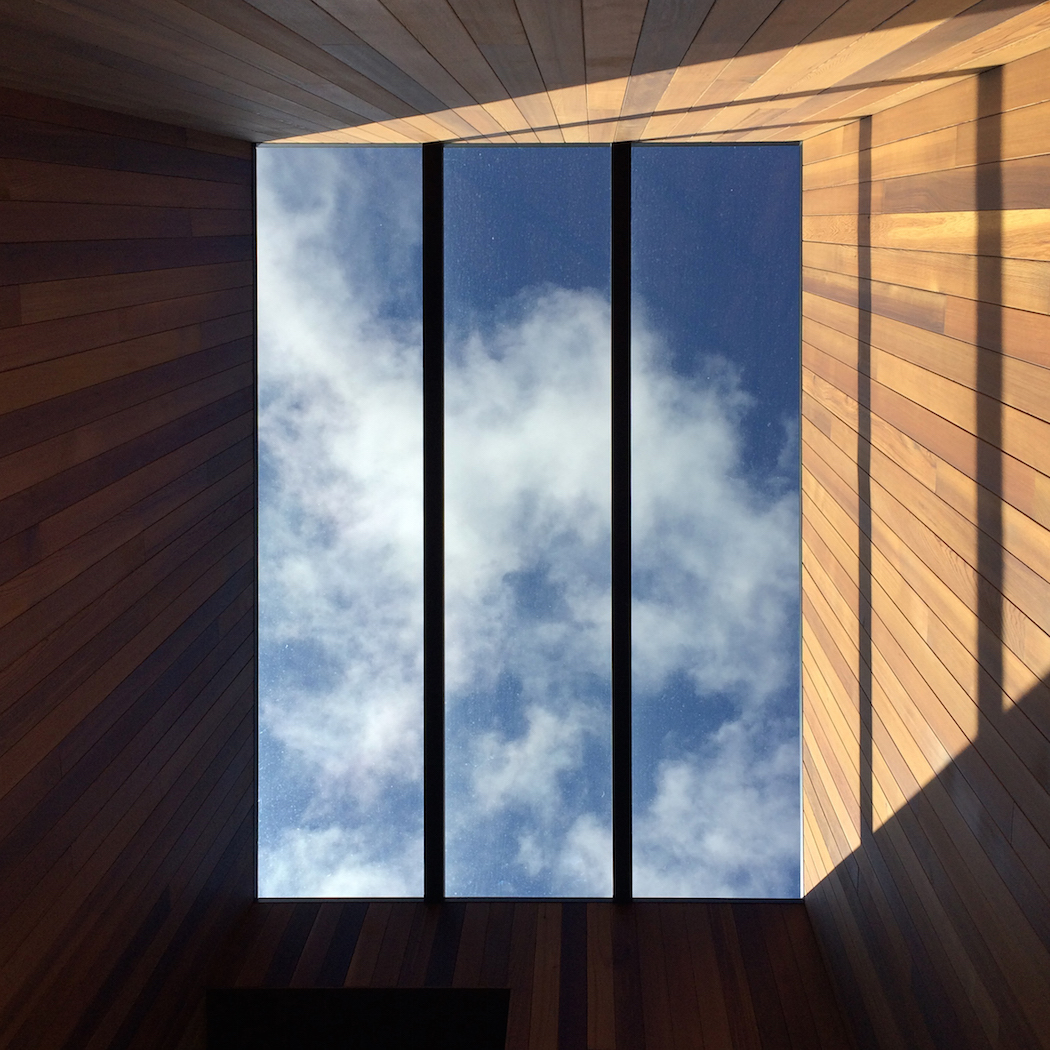 A Black Zinc House Overlooking New Zealand's Southern Alps - IGNANT