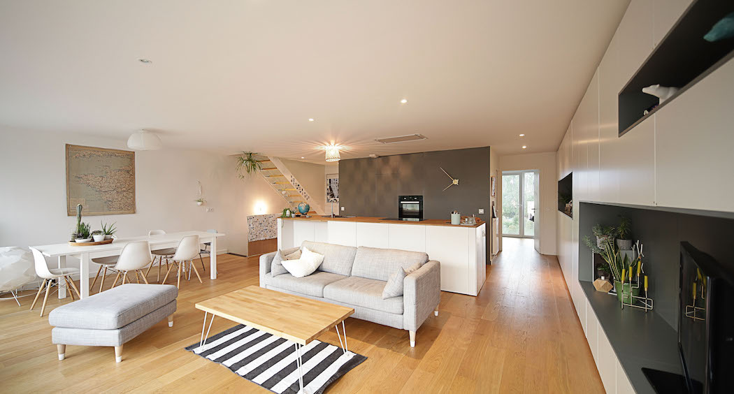 A 'Flying Box’ Built From Shipping Containers - IGNANT