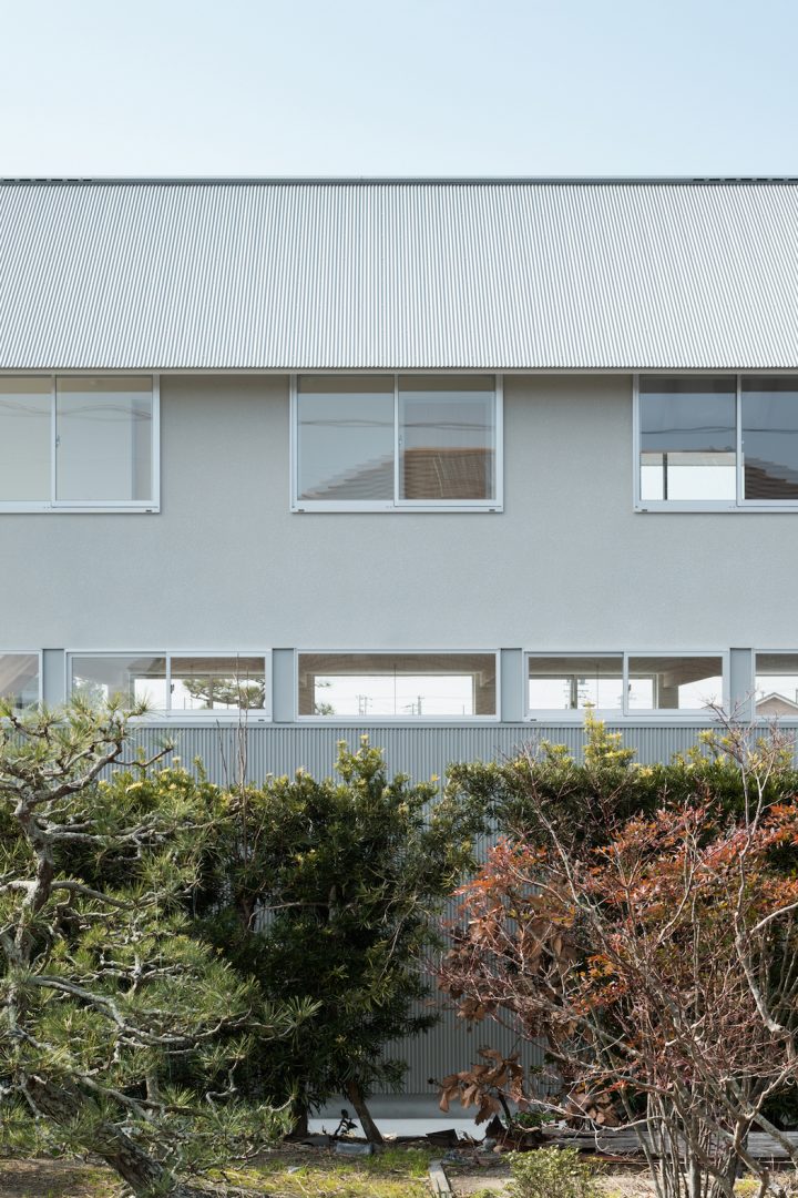 A Floating House In Ogasa, Japan - IGNANT