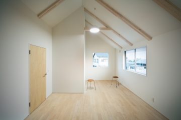 A Floating House In Ogasa, Japan - IGNANT